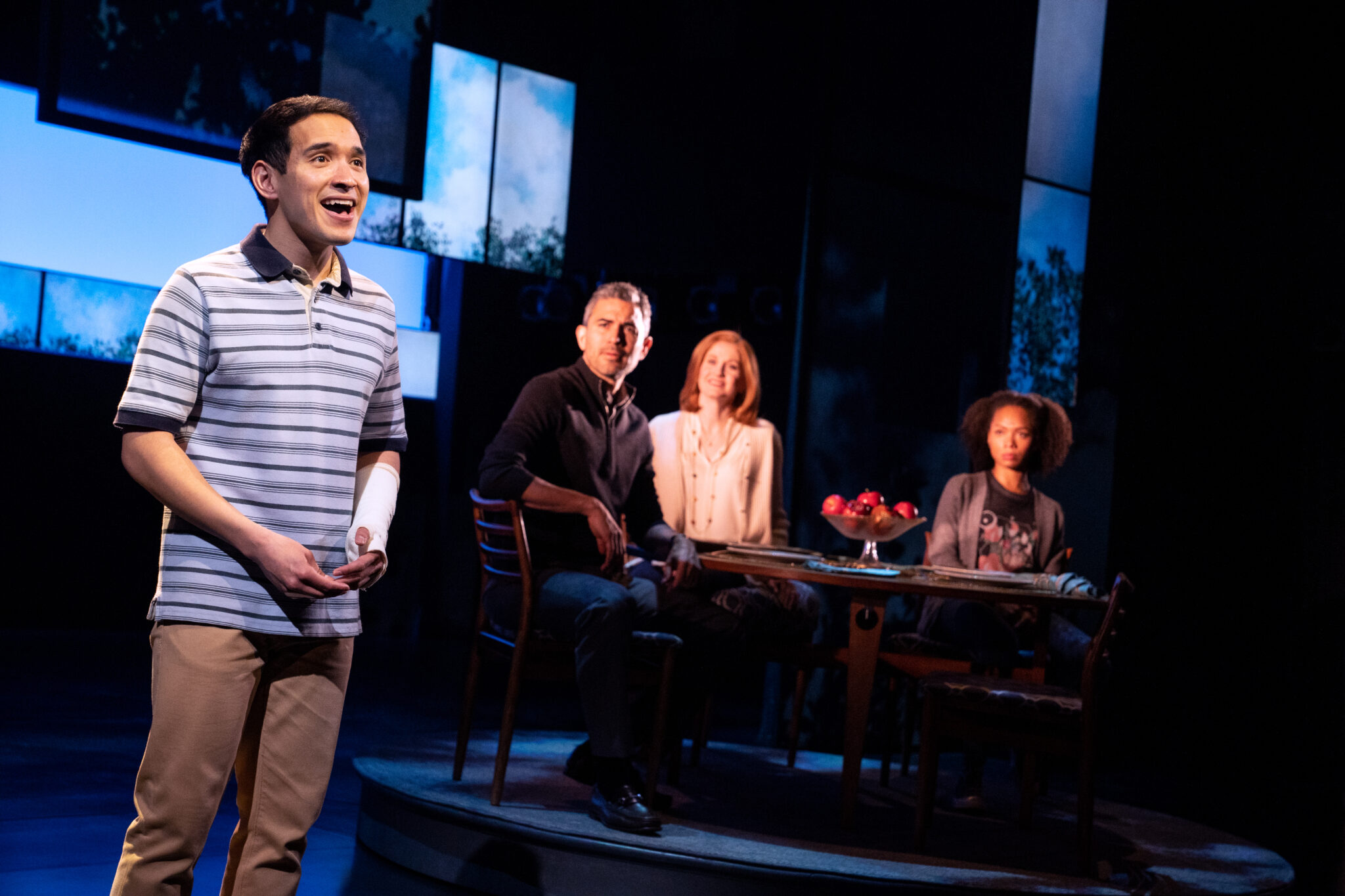 First Look: Zachary Noah Piser Stars as Evan Hansen on Broadway ...