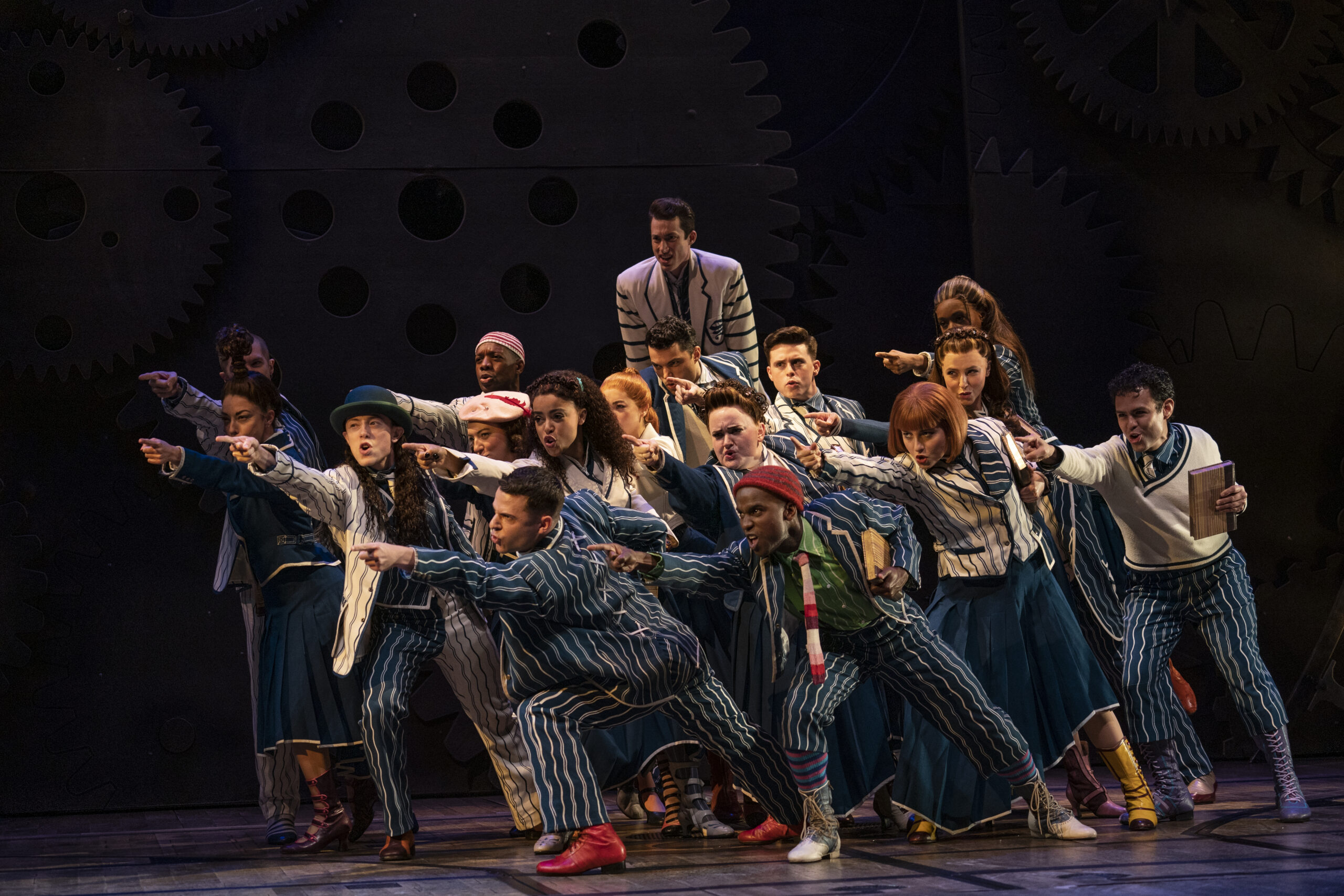 First Look: Talia Suskauer and the New Broadway Cast of Wicked ...