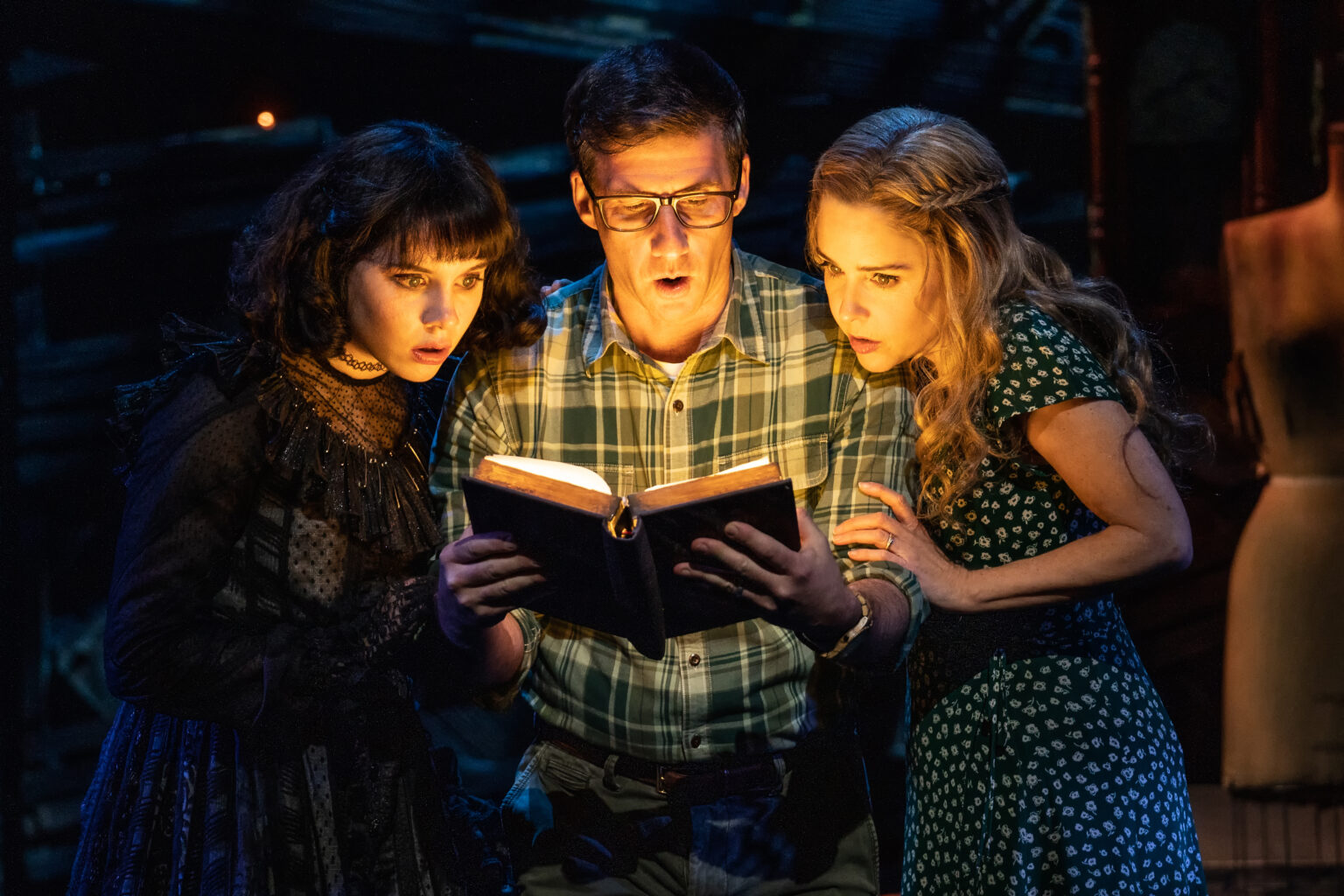 Kerry Butler & Leslie Kritzer Reflect on Their Journey with Beetlejuice ...