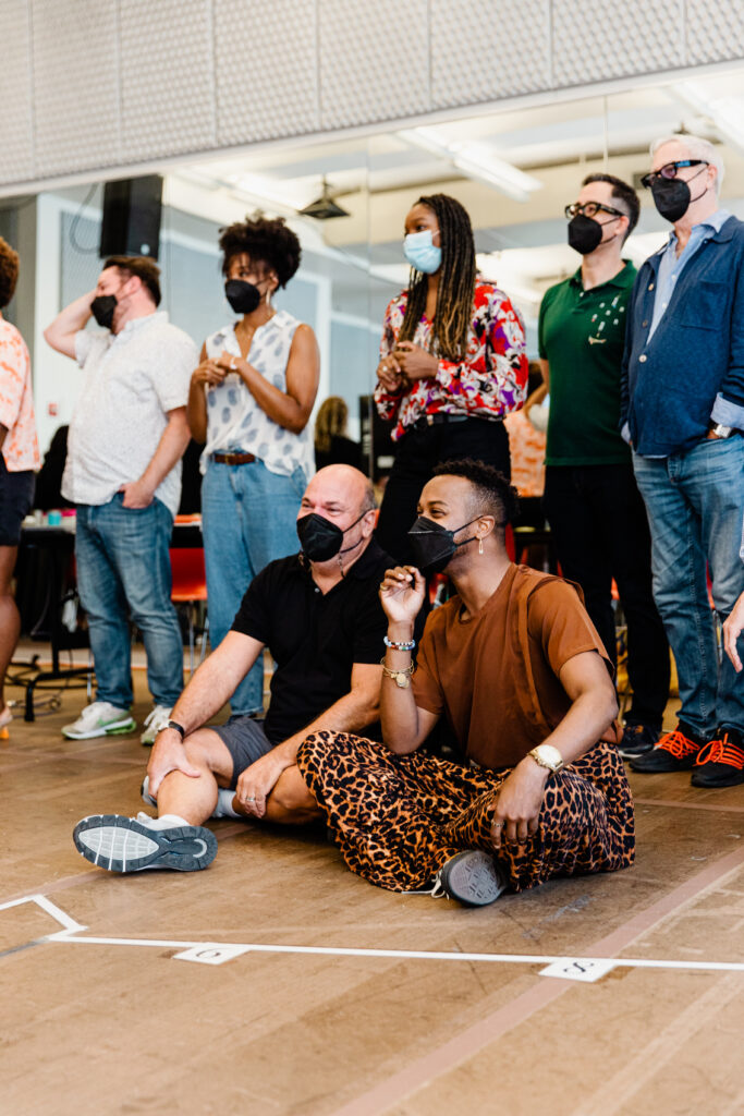 Some Like It Hot Announces Full Broadway Cast, First Look at Rehearsals ...